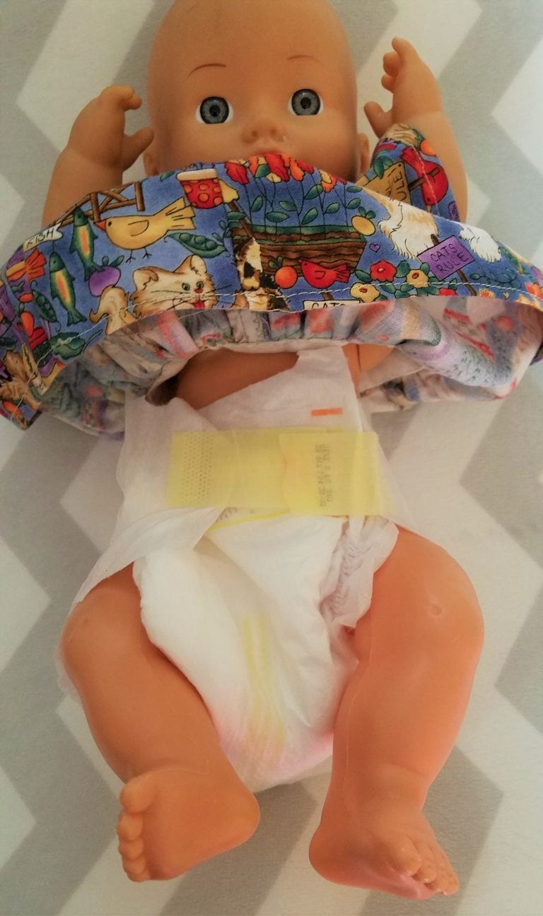 How to get a proper diaper fit | 7 Simple Tips for Parents • My Mom's a ...